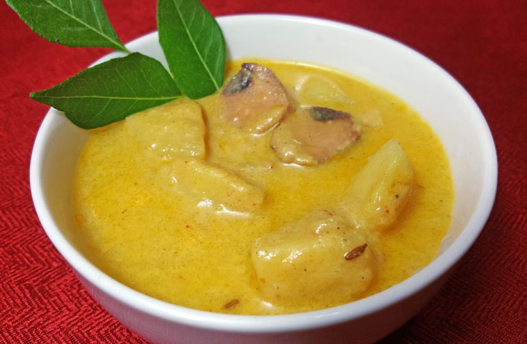 Aluvi Riha (Potato Curry) Recipe - Maldives Cook